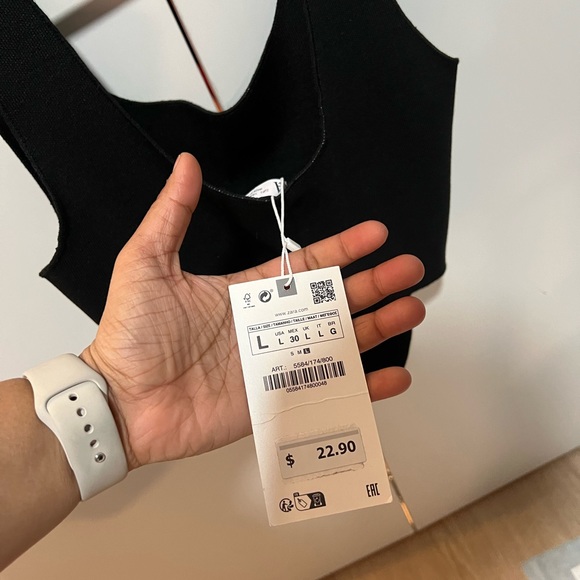 Zara | Tops | Zara Black Crop Top With Under Chest Cut Out Size L With ...